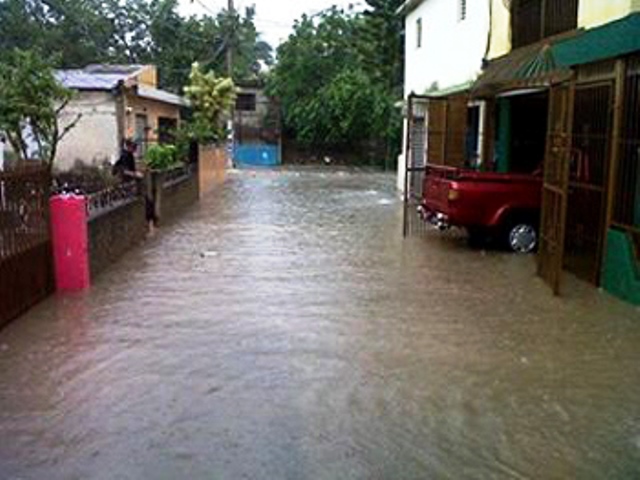 Fuertes Aguaceros Dejan Inundaciones En Varios Sectores De La Parte